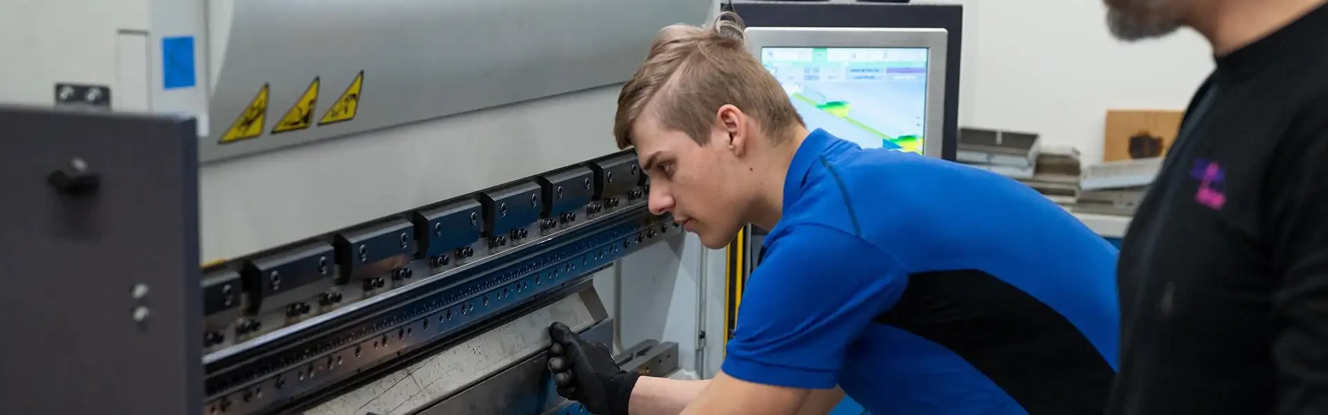 All-round employee production technology sheet metal - Summa