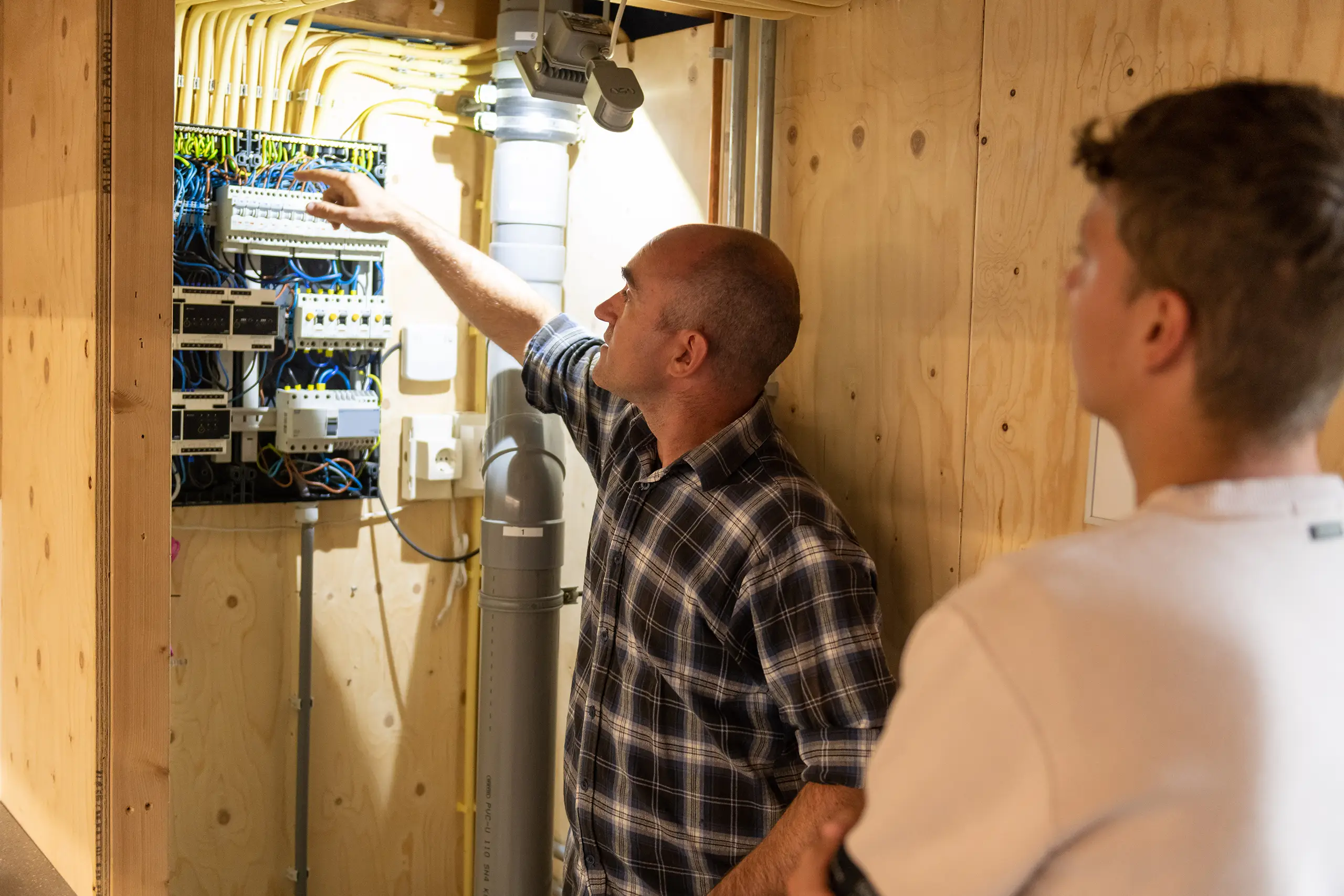 Basic Electrical Engineering - Summa